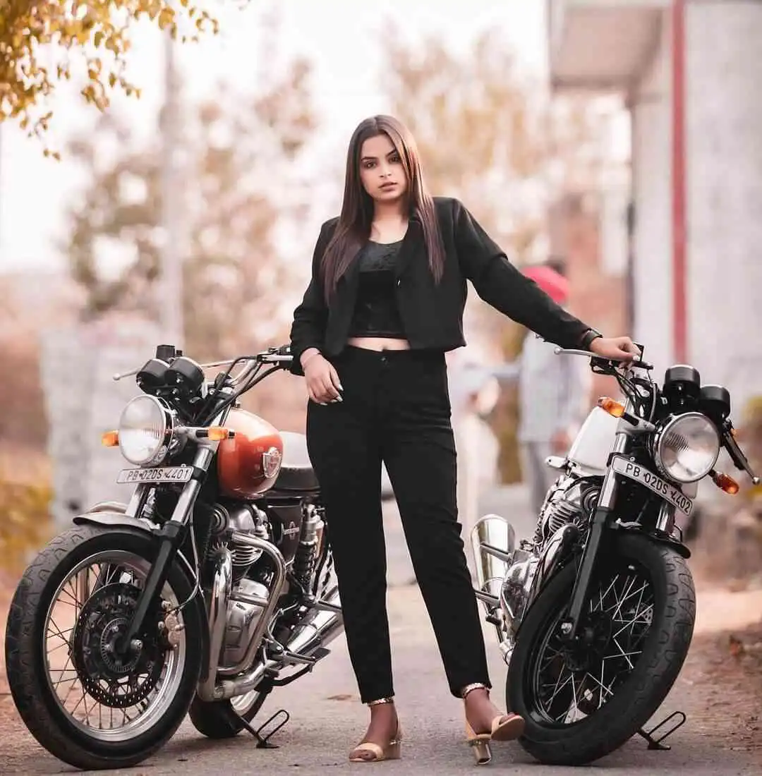 Manpreet Kaur Singer
